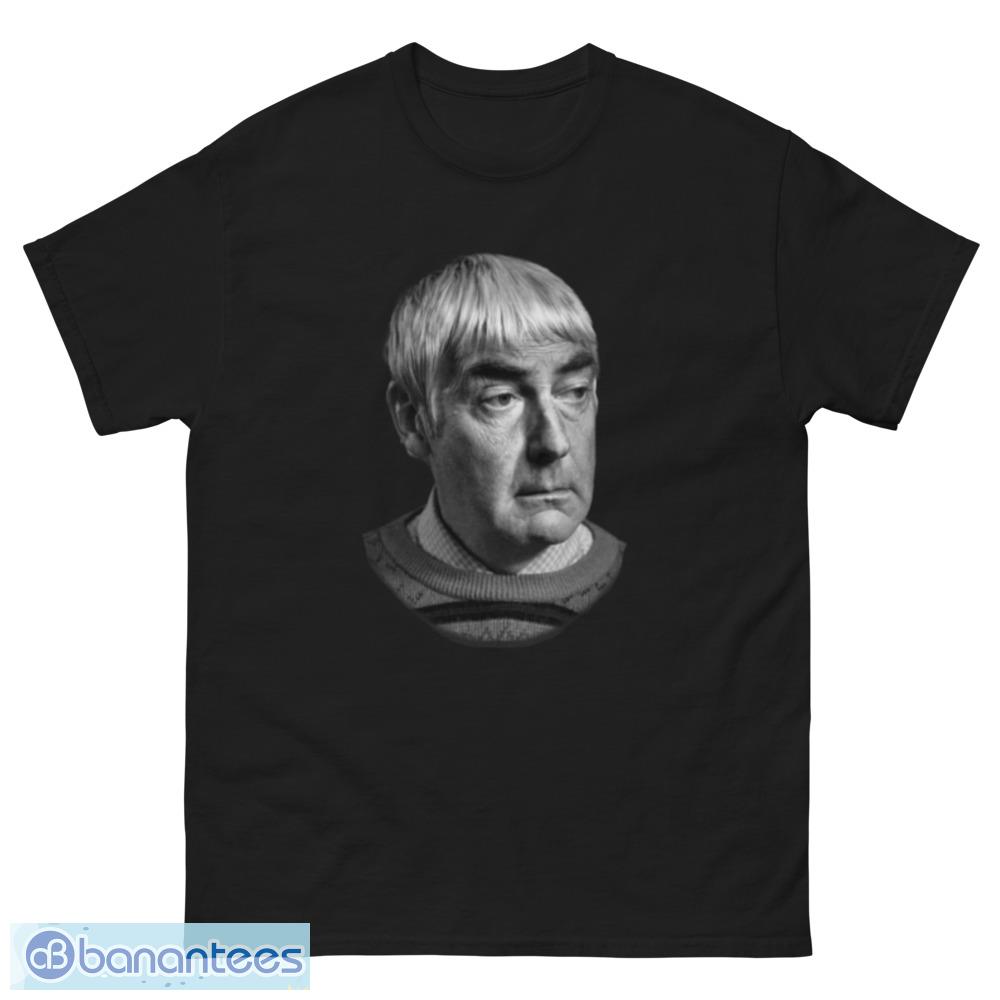 Uncle Colm The man of a thousand stories Design T Shirt - Banantees