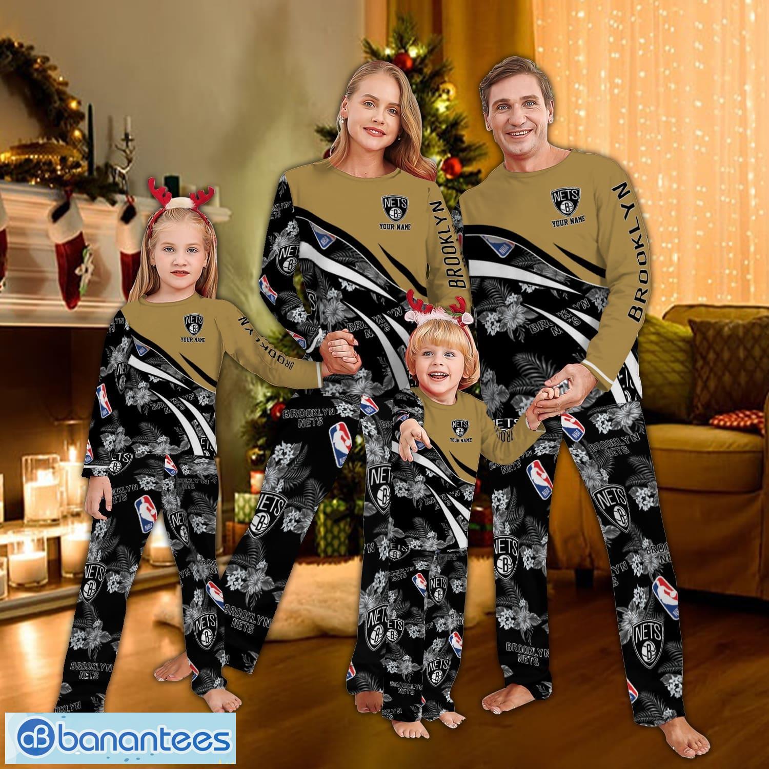 Brooklyn Nets Logo Pattern Pajamas Set Gift For Family - Banantees