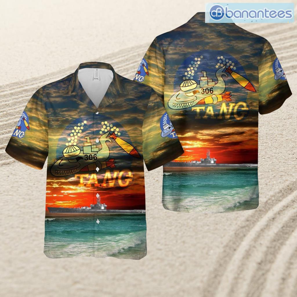 Us Navy Uss Tang (Ss-306) Balao-Class Submarine In Wwii Tropical Beach ...